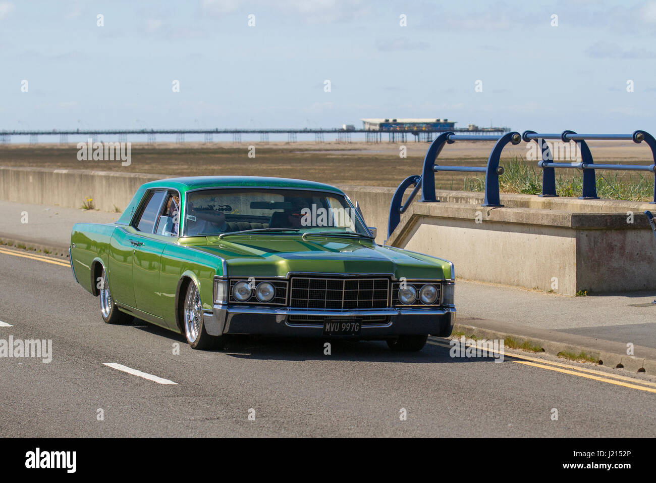 1969 Lincoln High Resolution Stock Photography and Images - Alamy