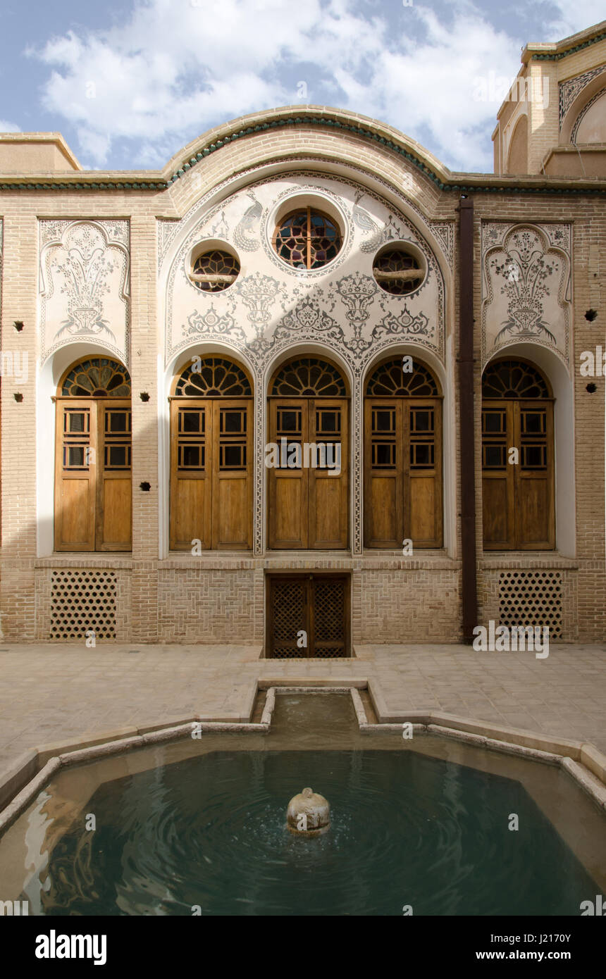 Traditional persian house hi-res stock photography and images - Alamy