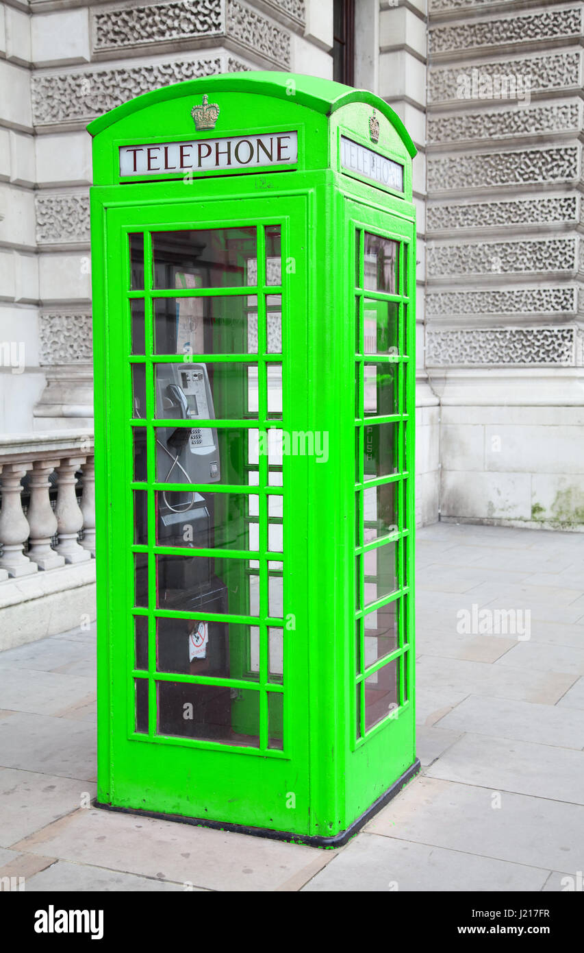 Red phone booth one famous hi-res stock photography and images - Alamy