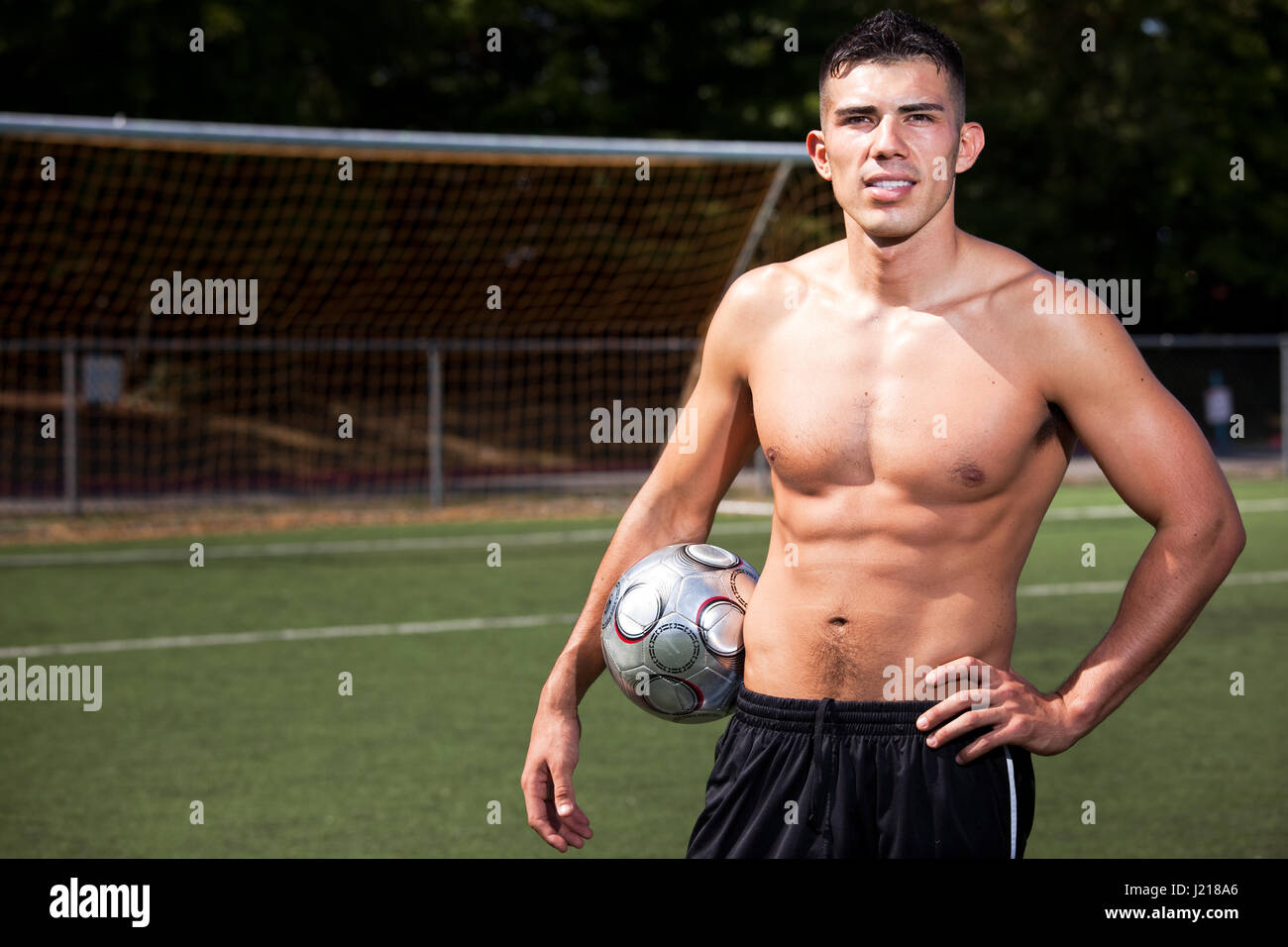 Mexican man soccer player football hi-res stock photography and images ...