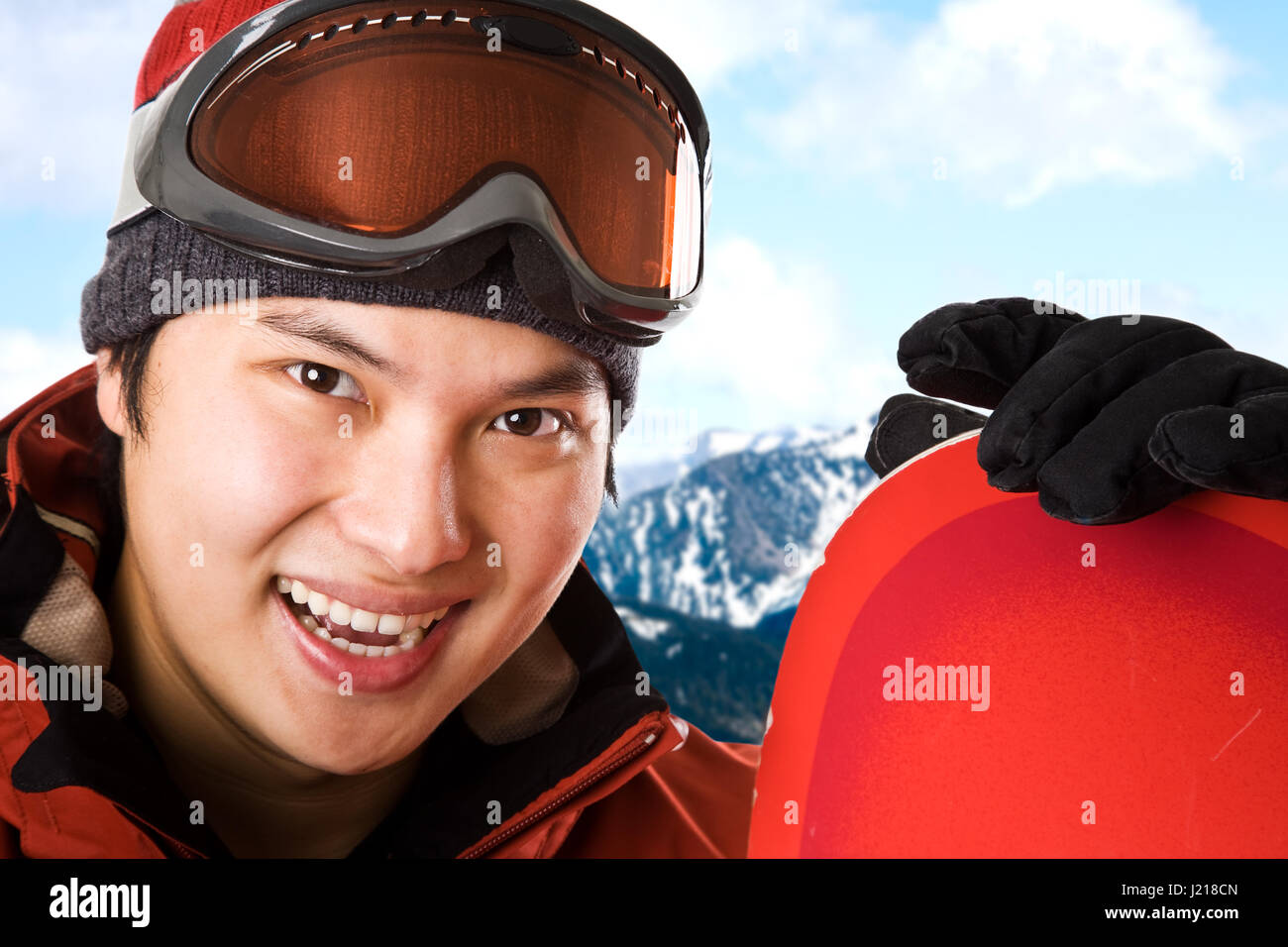Asian male snowboarder hi-res stock photography and images - Alamy