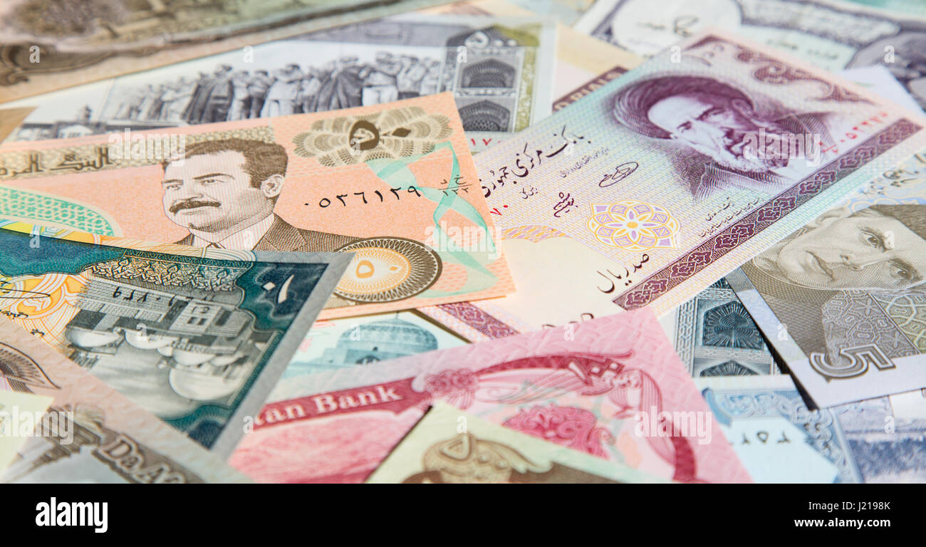 Variety of Middle East banknotes Stock Photo - Alamy