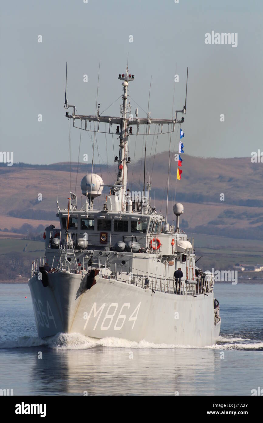 Minehunter hr hi-res stock photography and images - Alamy