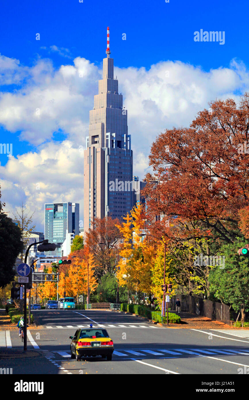Ntt docomo yoyogi building hi-res stock photography and images - Alamy