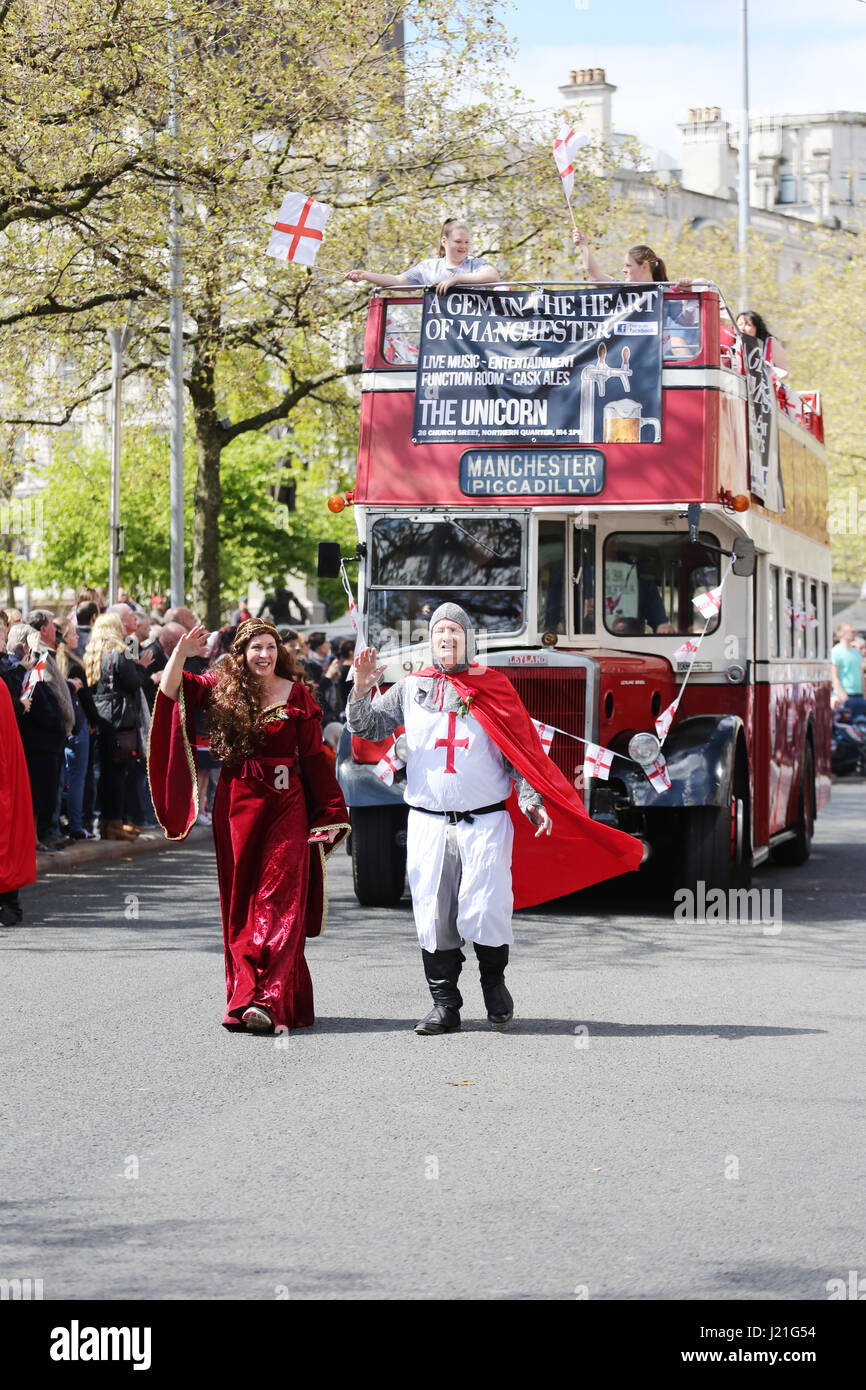 The manchester united team bus hi-res stock photography and images - Alamy