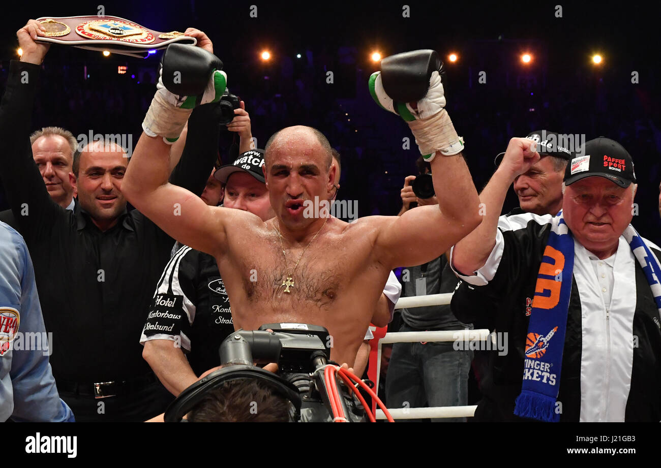 Arthur Abraham wins the the World Championships qualification super ...