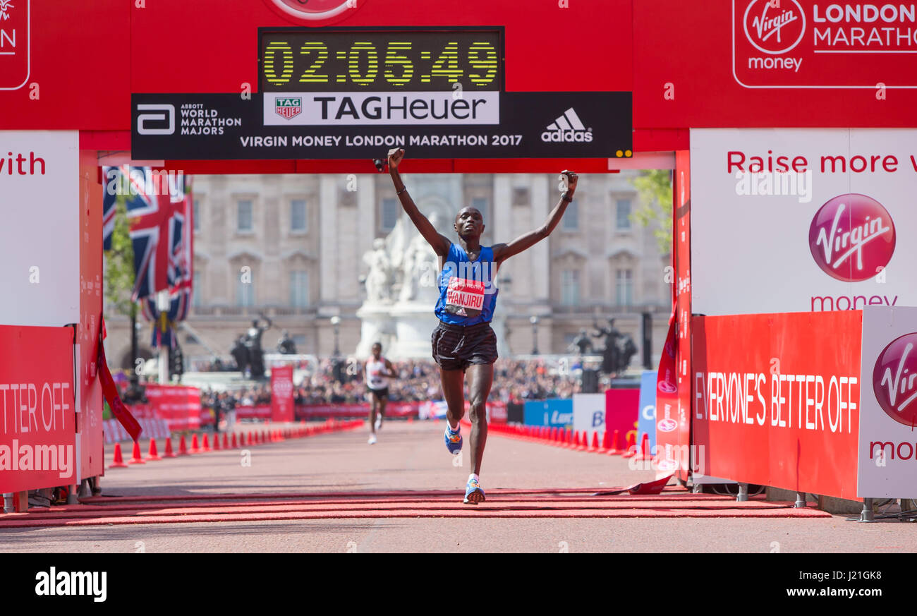 Crossing london marathon finish line hi-res stock photography and ...