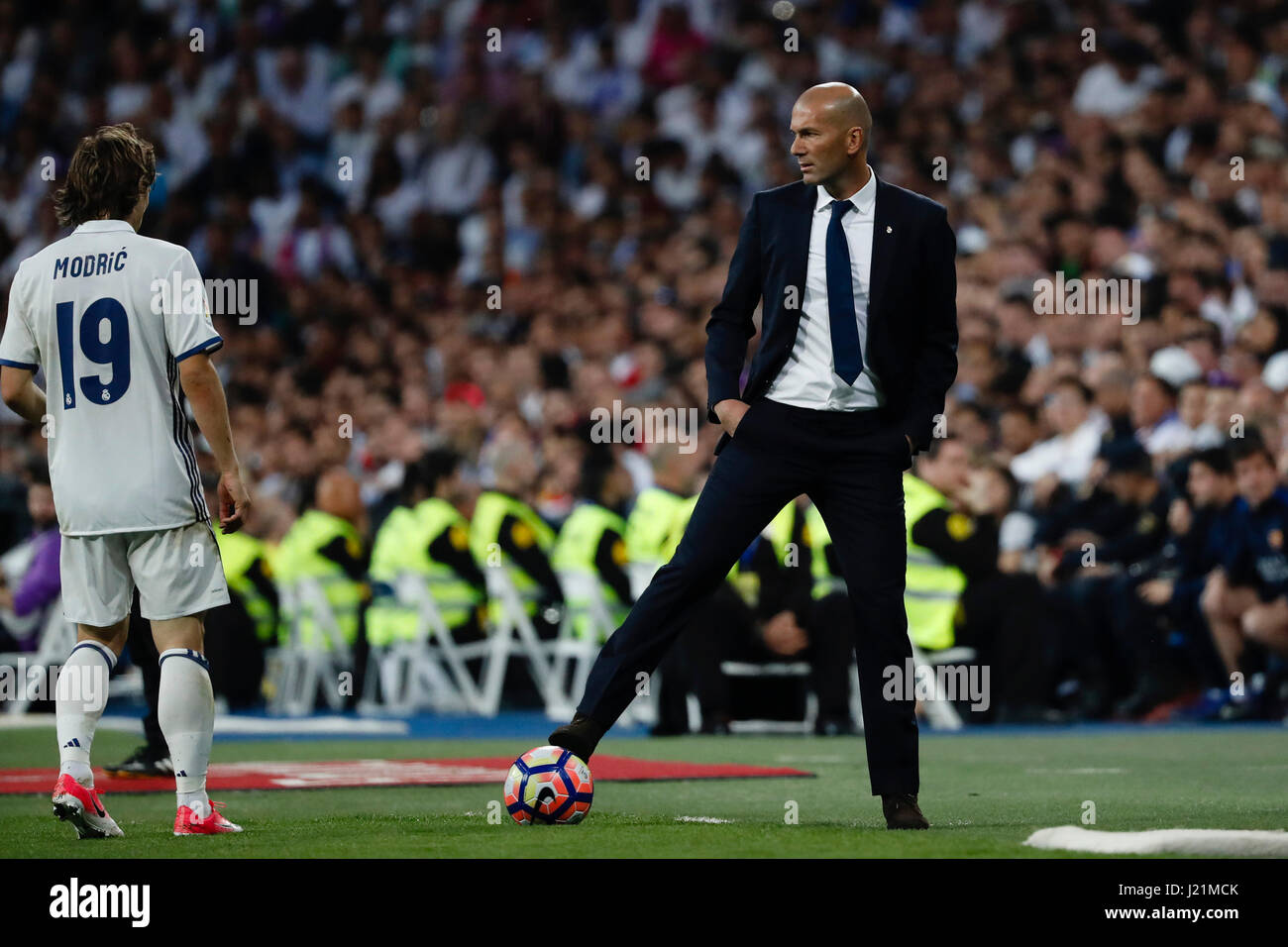 Madrid, Spain. 23rd April, 2017. Luka Modric (19) Real Madrid's player ...