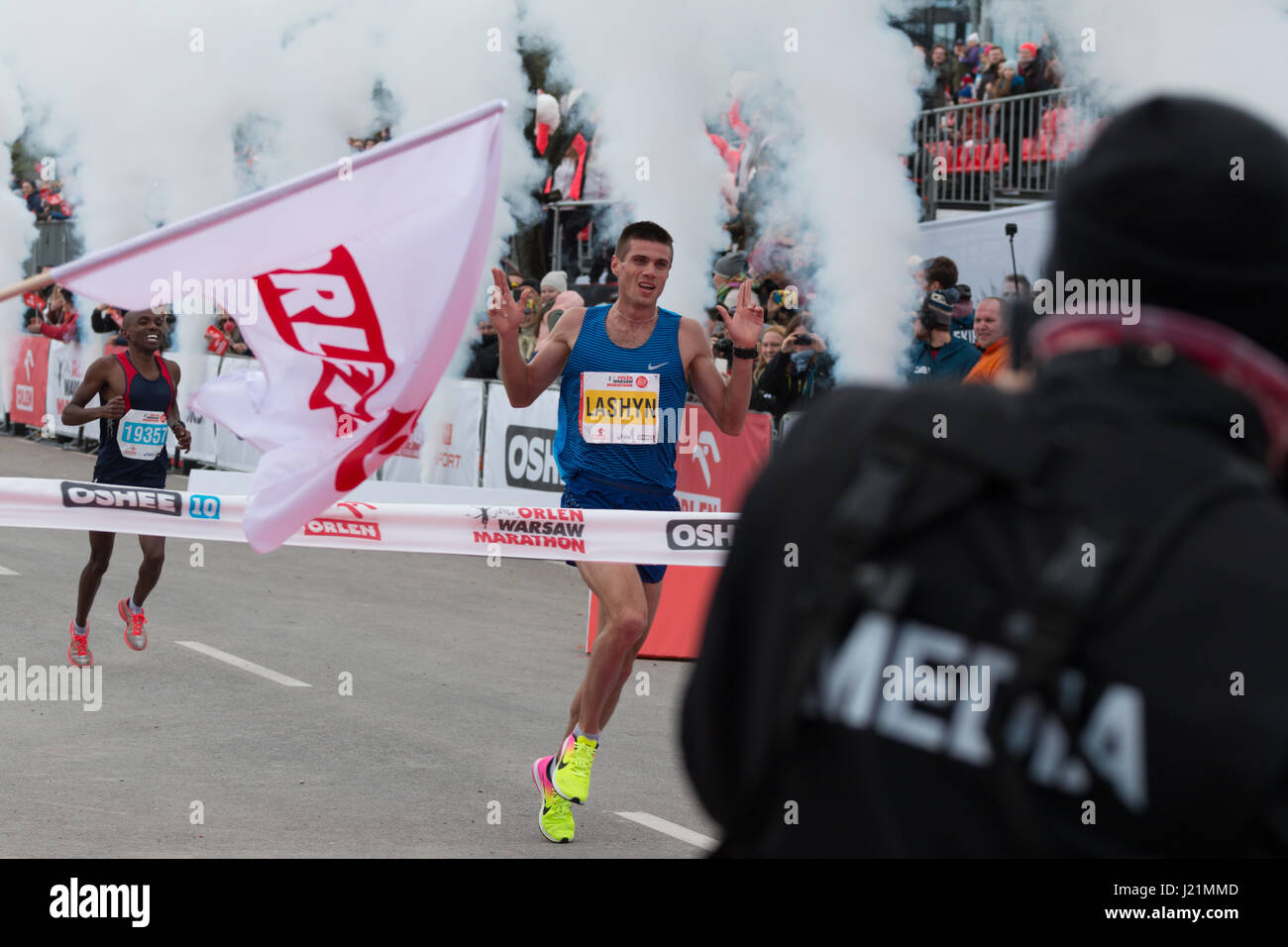 Contestants hi-res stock photography and images - Alamy