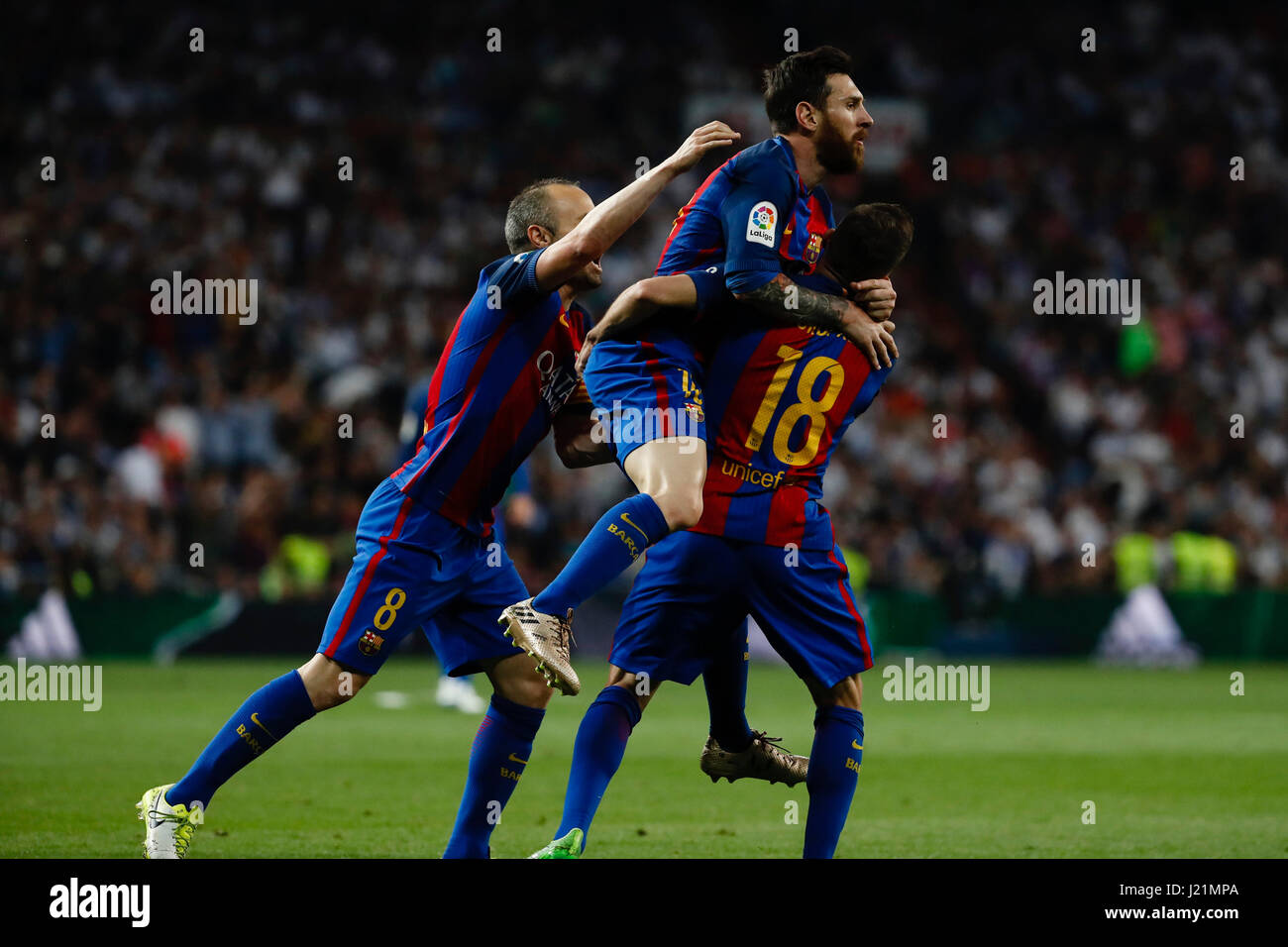 Lionel messi goal real madrid 2017 hi-res stock photography and images ...