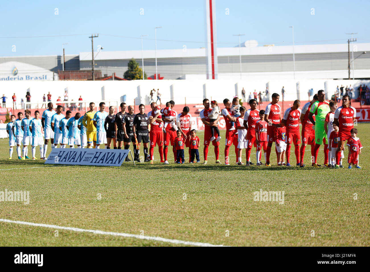 Lages, Brazil. 23rd Apr, 2017. The International team receives Avai ...