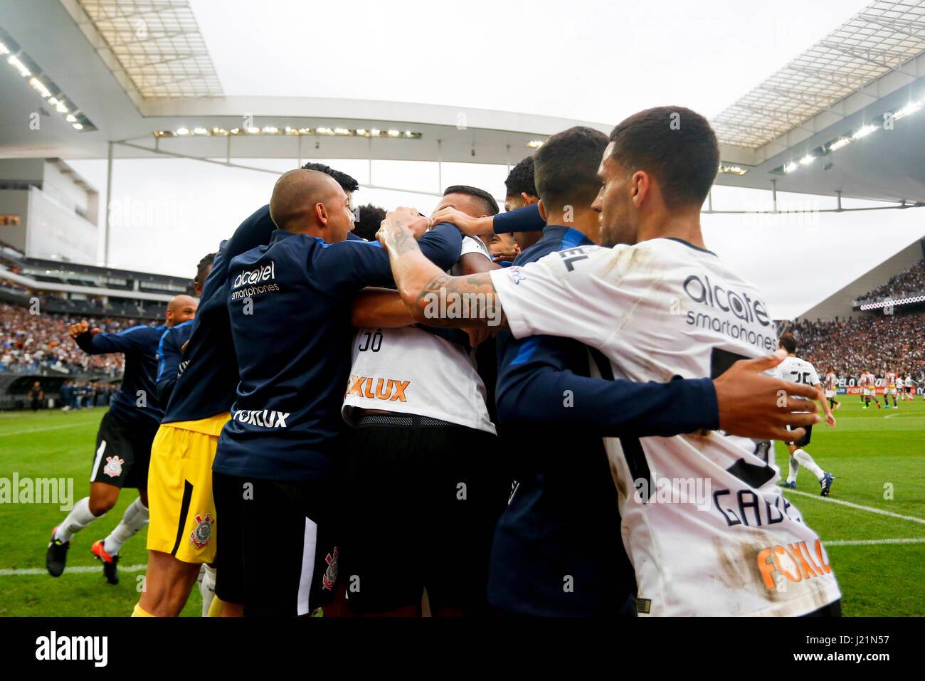 Sao Paulo, Brazil. 23rd Apr, 2017. CORINTHIANS X SÃO PAULO FC ...
