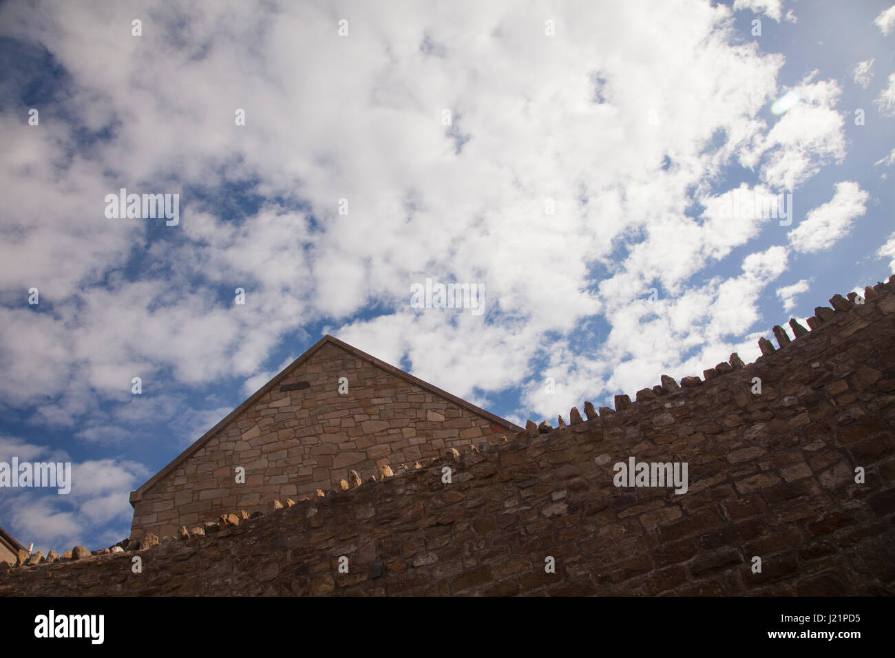 Edinburgh, Scotland, UK. 23rd Apr, 2017. Wide view of the stone houses ...
