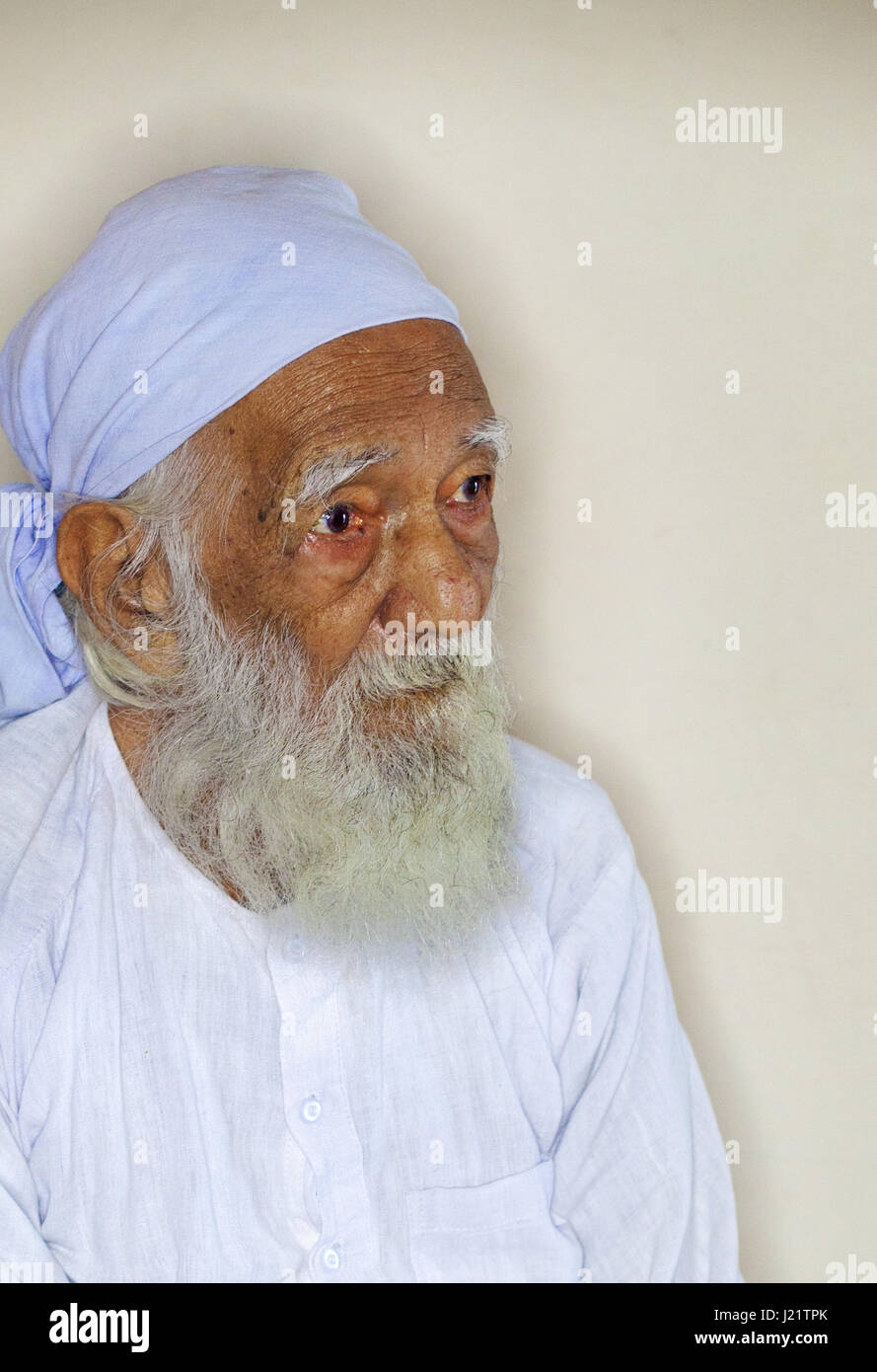 Chipko movement india hi-res stock photography and images - Alamy