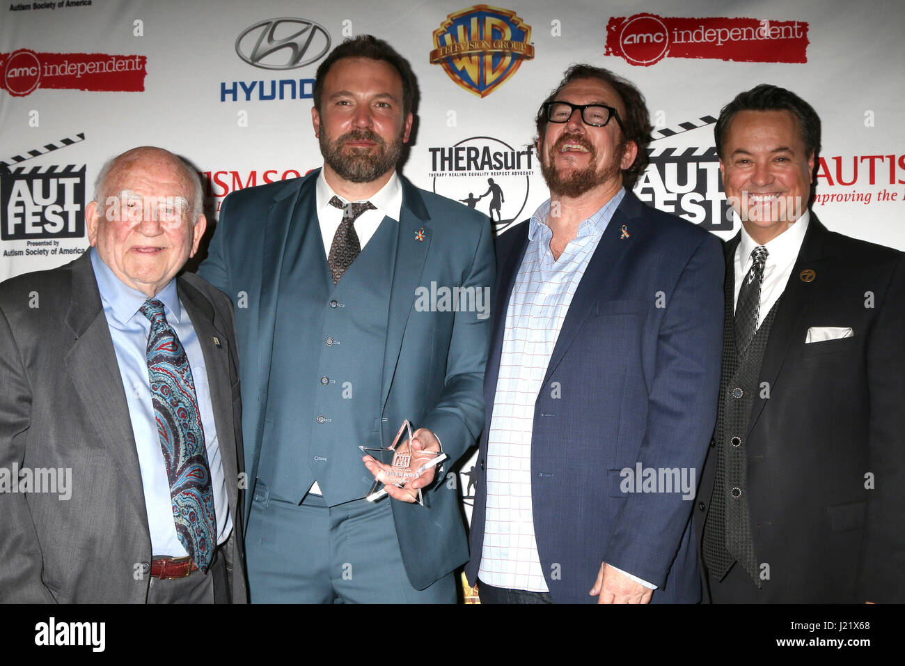 Ed asner ben affleck matthew asner george pennacchio hi-res stock ...