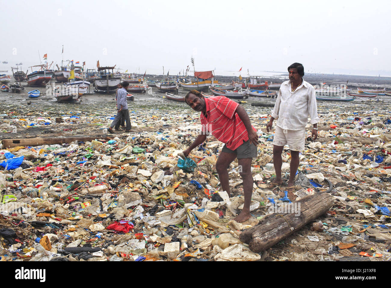 Mumbai coastal road project hi-res stock photography and images - Alamy