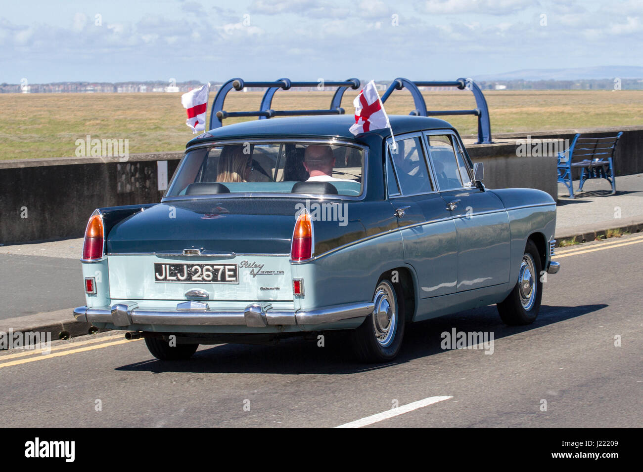 Riley 4/72 at Vintage Festival and Classic Vehicle Show, with cars ...