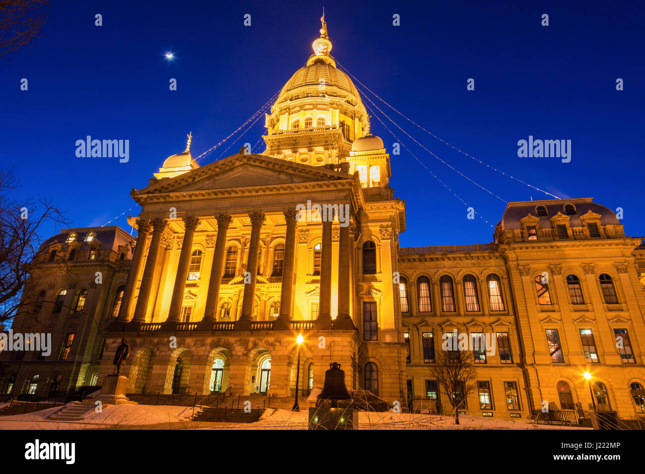 Illinois State Capitol High Resolution Stock Photography and Images - Alamy
