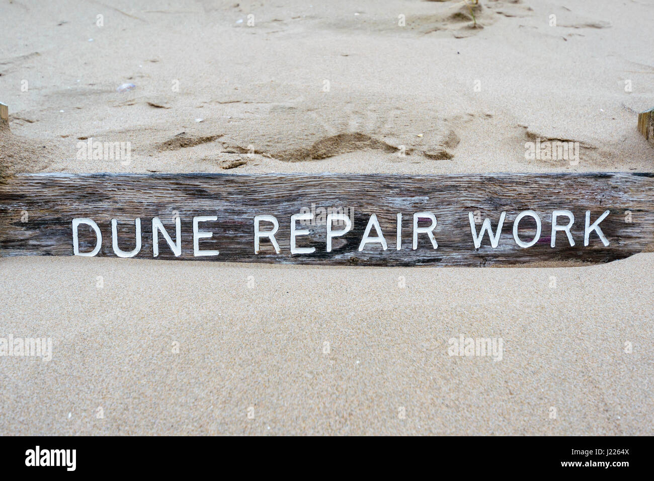 Dune repair sign hi-res stock photography and images - Alamy