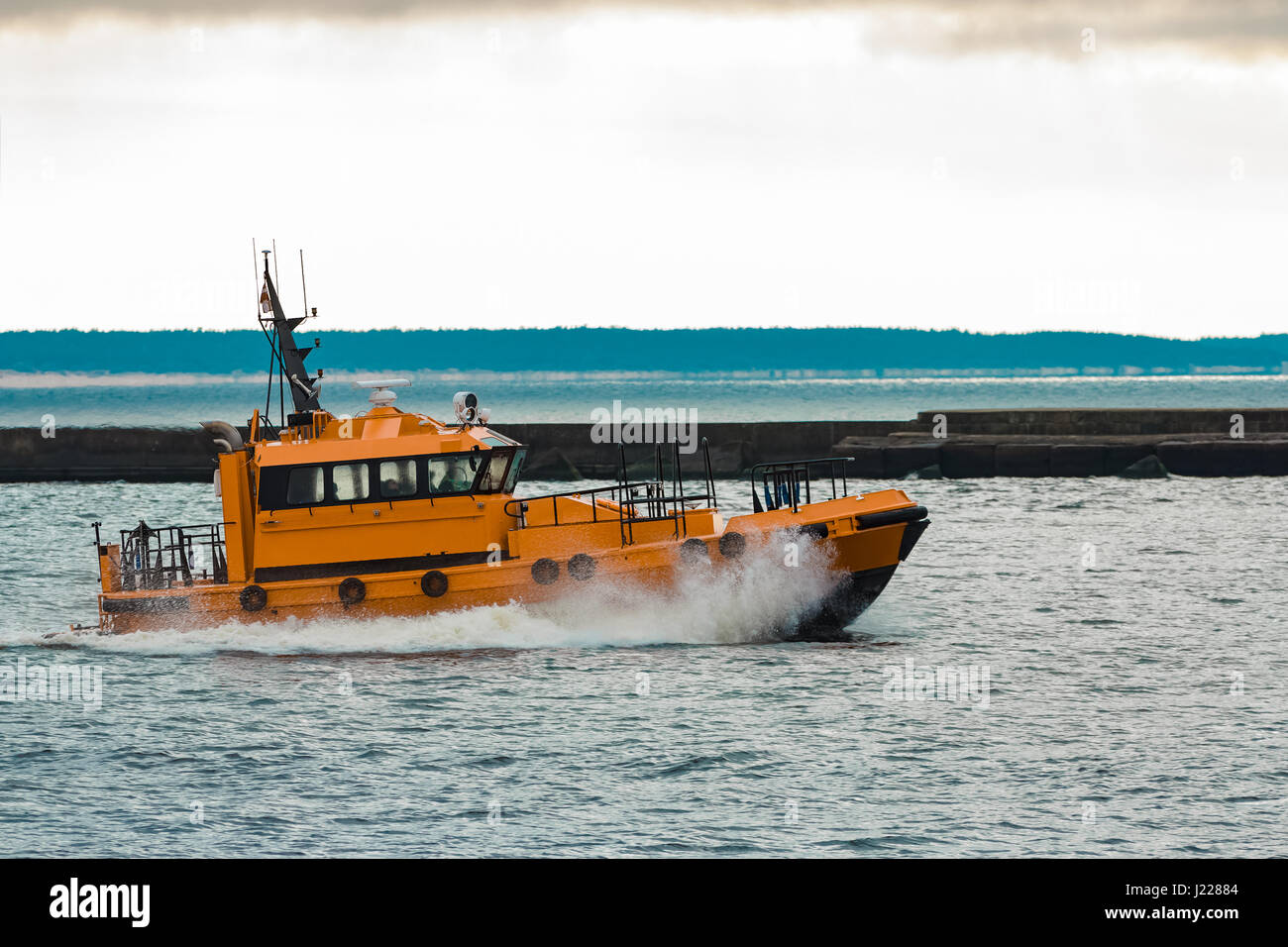 Ship vessel fast europe hi-res stock photography and images - Alamy