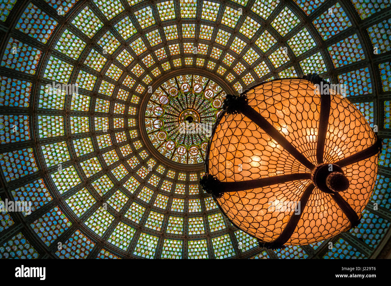 Dome shape hi-res stock photography and images - Alamy