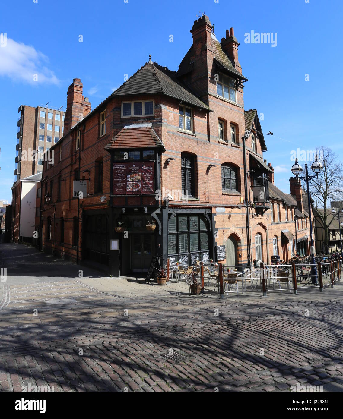 Nottingham pub tavern inn hi-res stock photography and images - Alamy