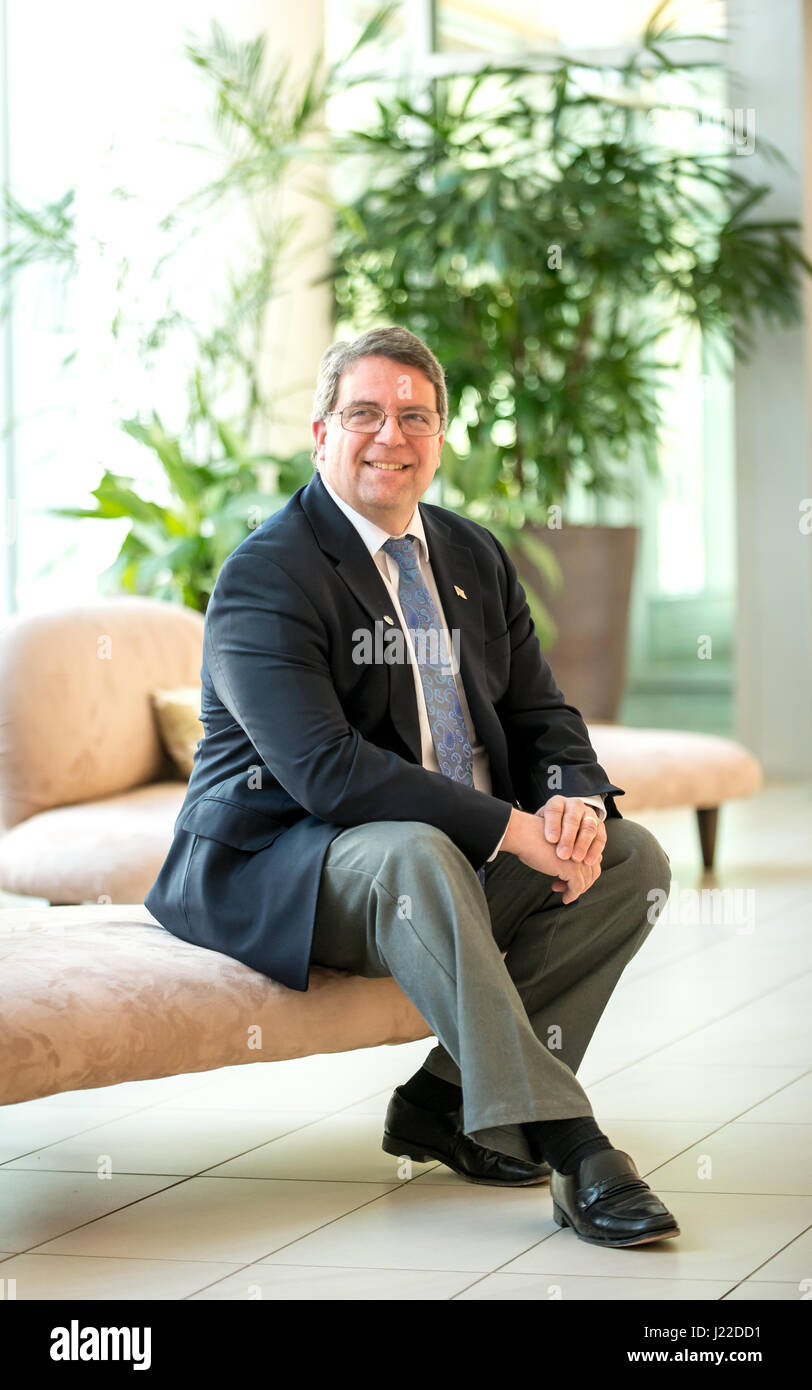 National intrepid center of excellence hi-res stock photography and ...