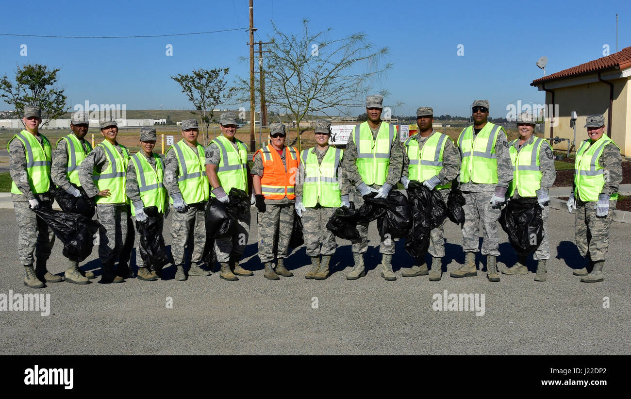 163 attack wing hi-res stock photography and images - Alamy