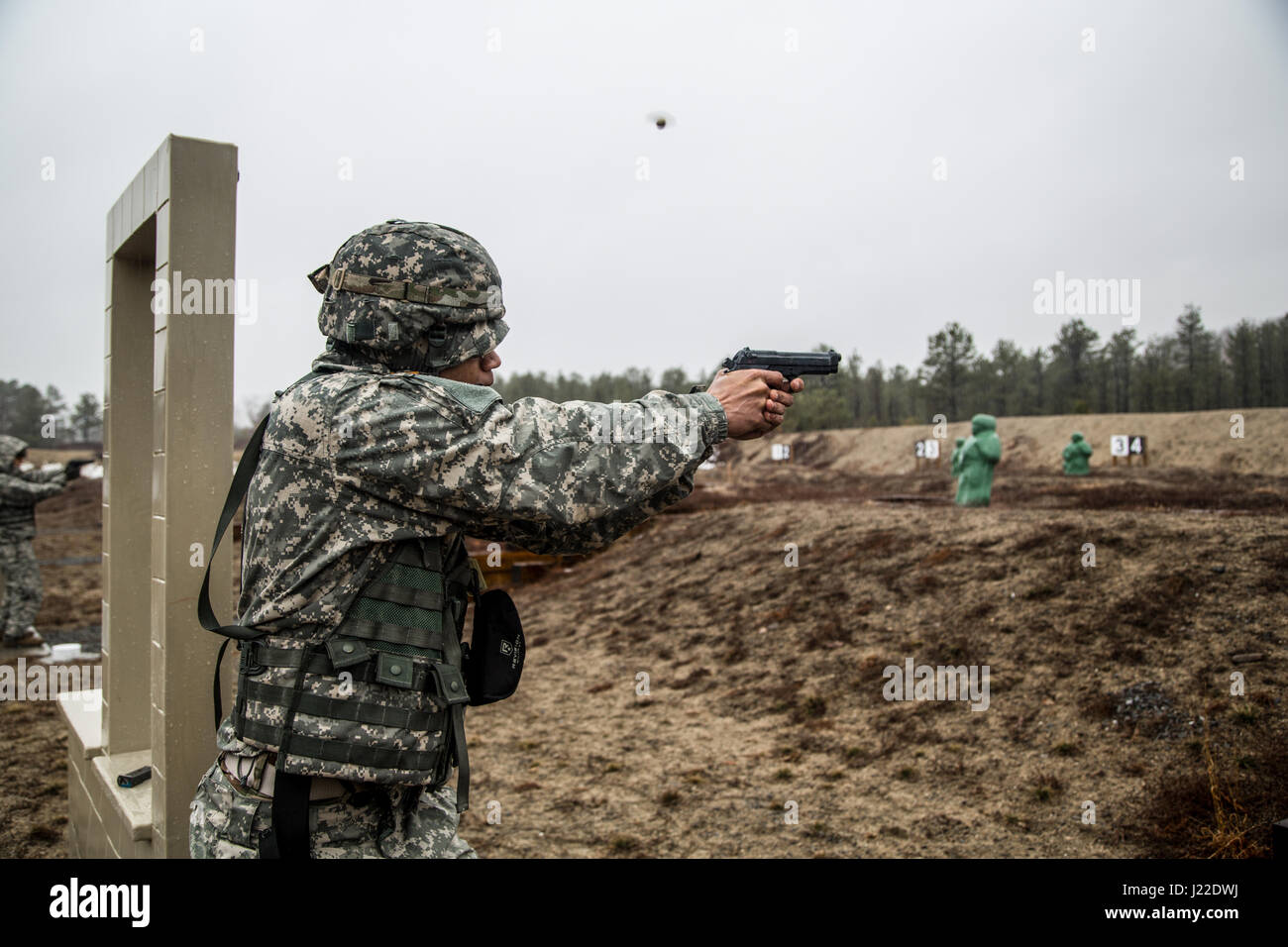Soldiers with the 80th Training Command and 99th Regional Support ...