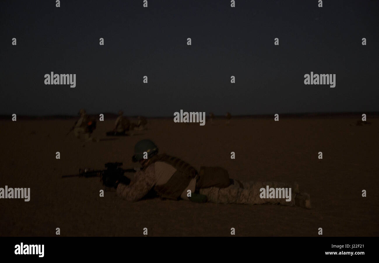 Vertical assault tactics hi-res stock photography and images - Alamy