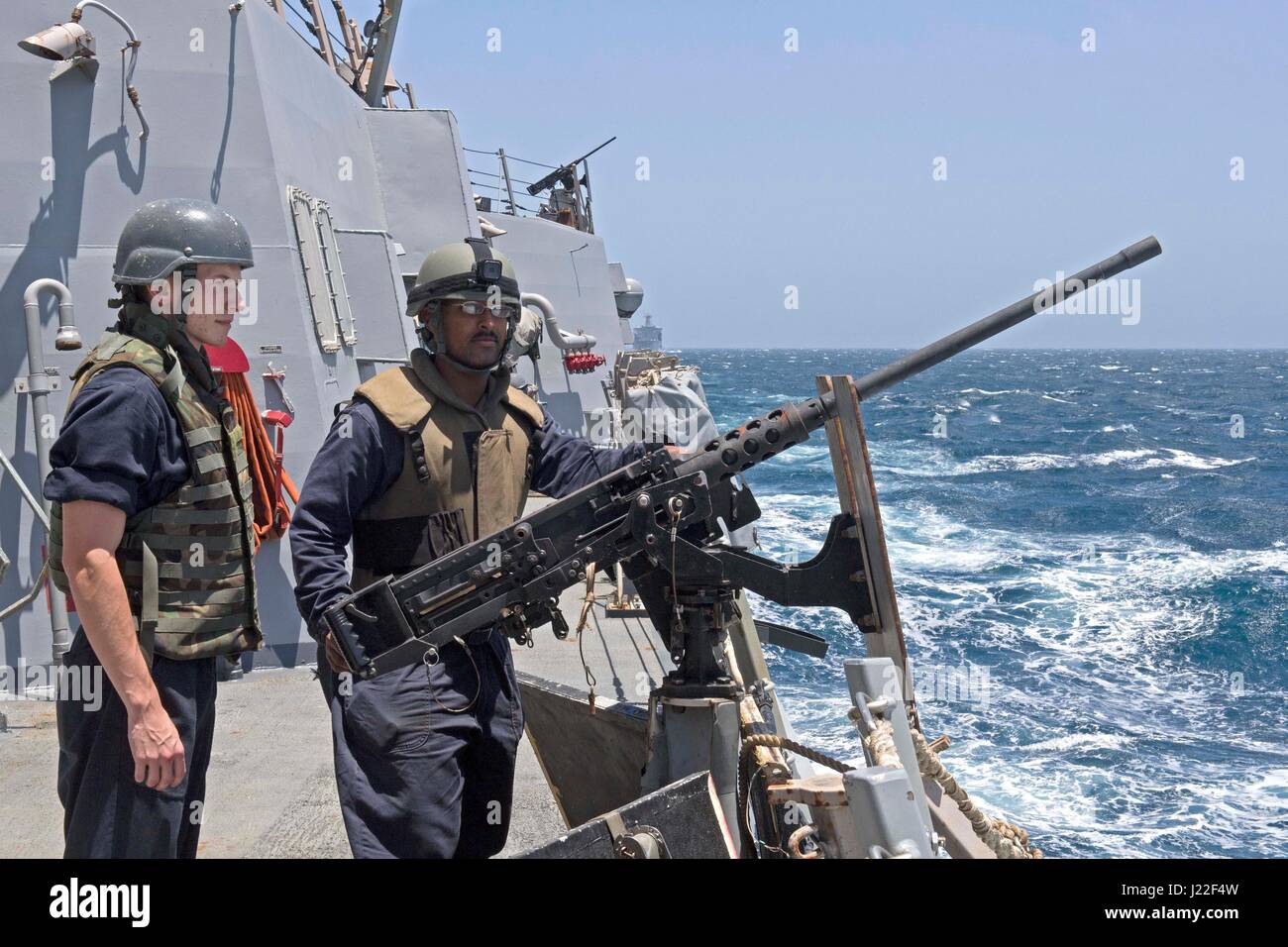 170412-N-NB178-035 U.S. 5th FLEET AREA OF OPERATIONS (April 12, 2017 ...