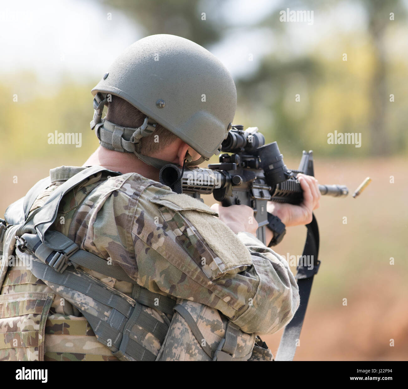 Soldiers from the 528th Sustainment Brigade (Special Operations ...