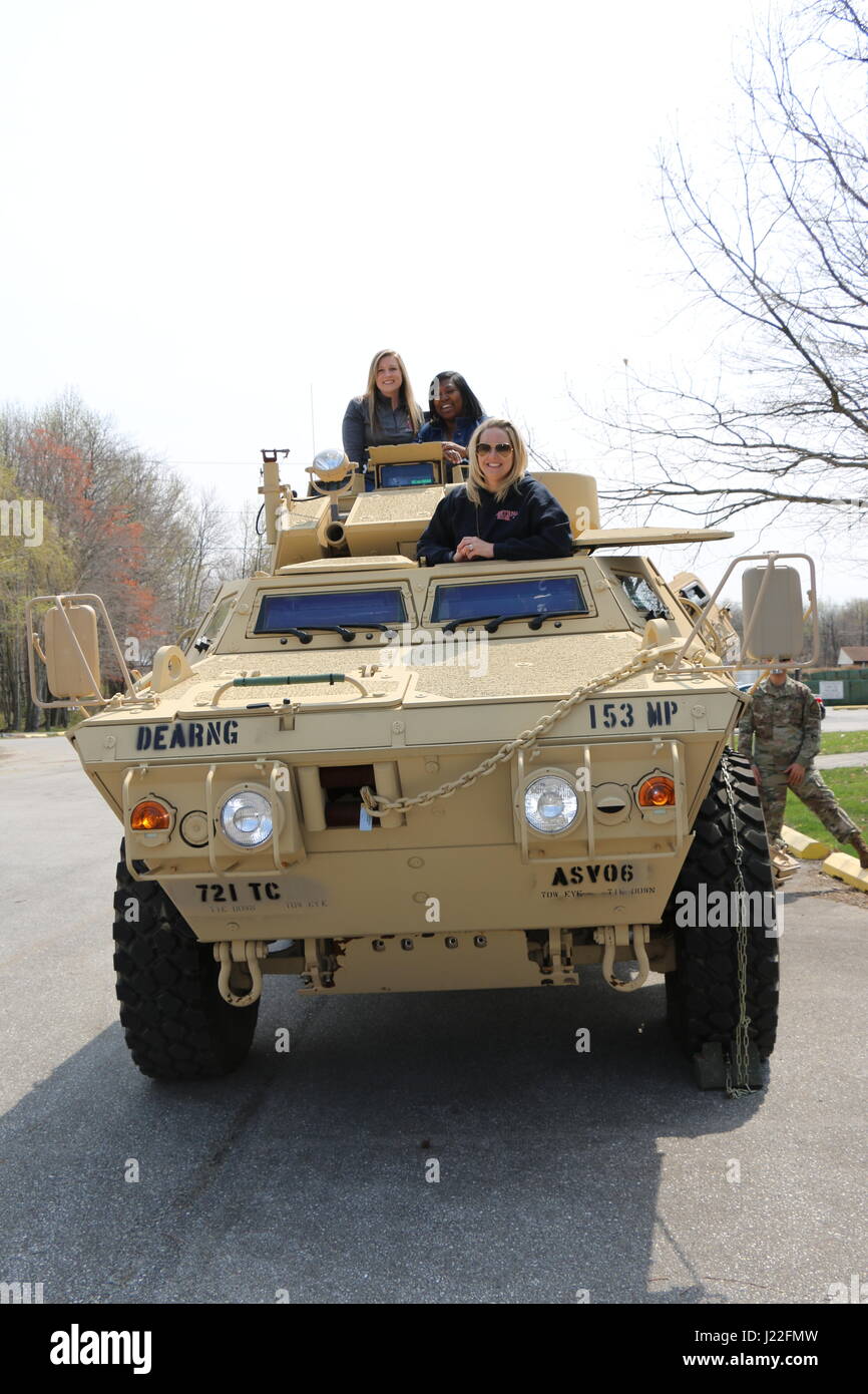 The Delaware Army National Guard Recruiting and Retention Battalion ...