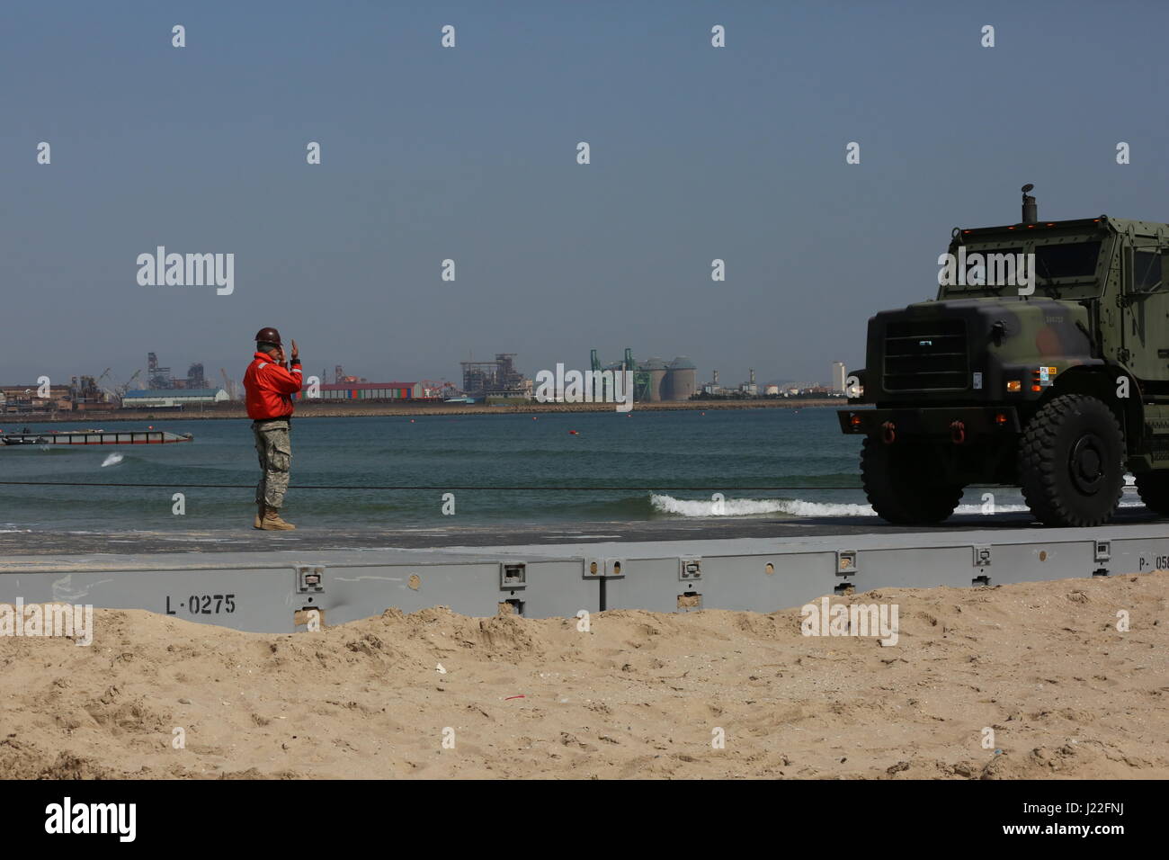 7th Transportation Brigade - Expeditionary docked multiple vessels to ...
