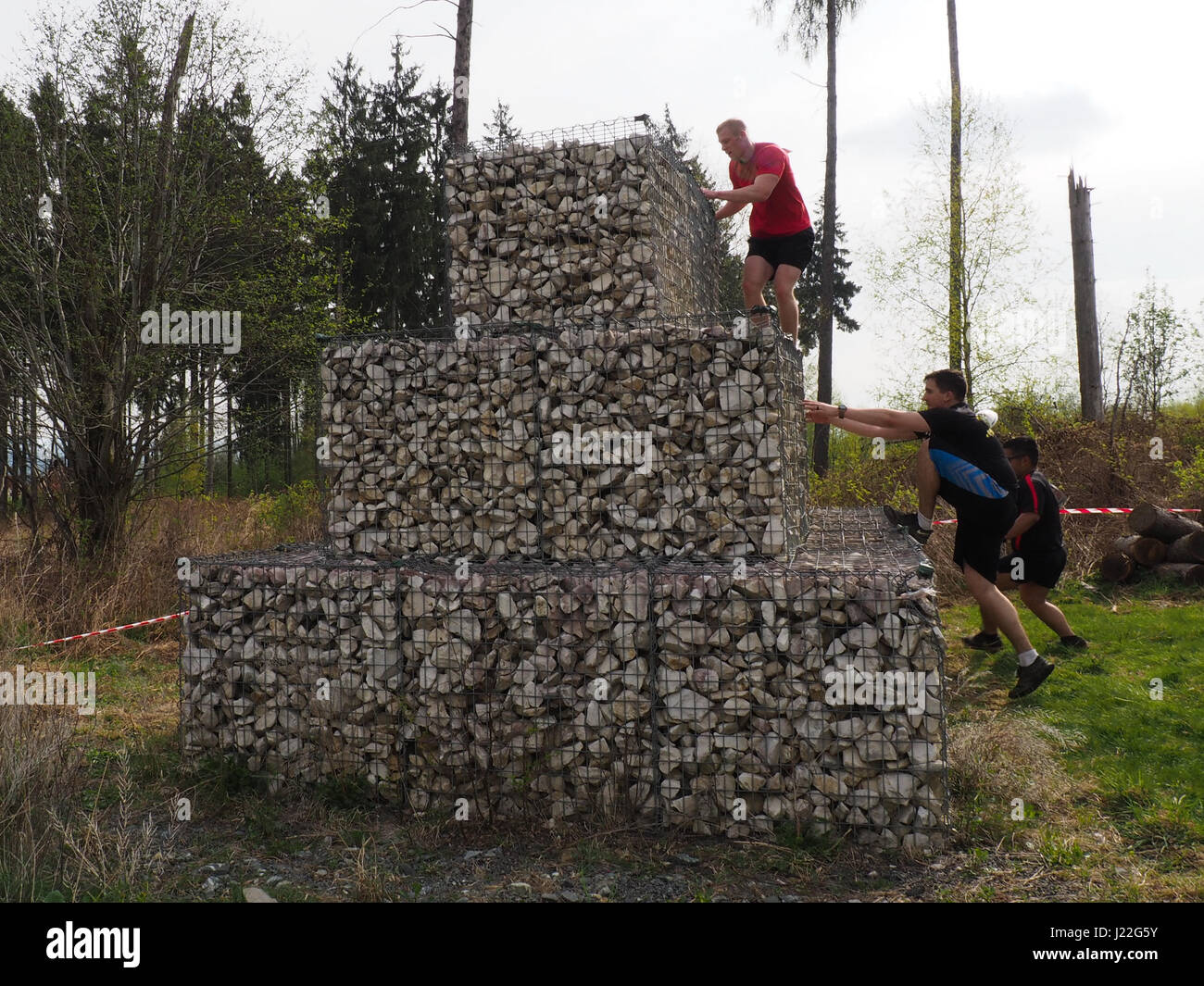 Runners participate in the annual Rugged Terrain Obstacle Run at ...