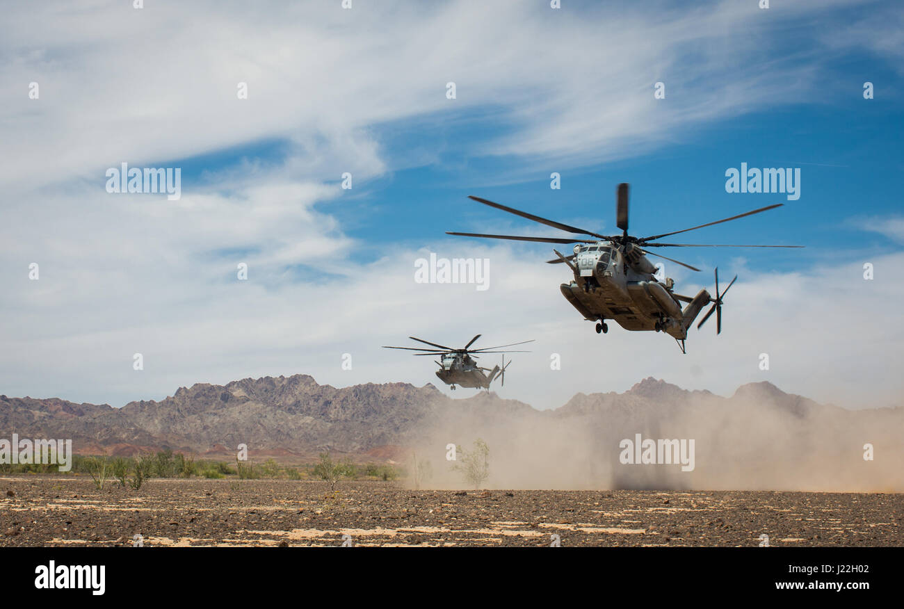 Lz 17 hi-res stock photography and images - Alamy