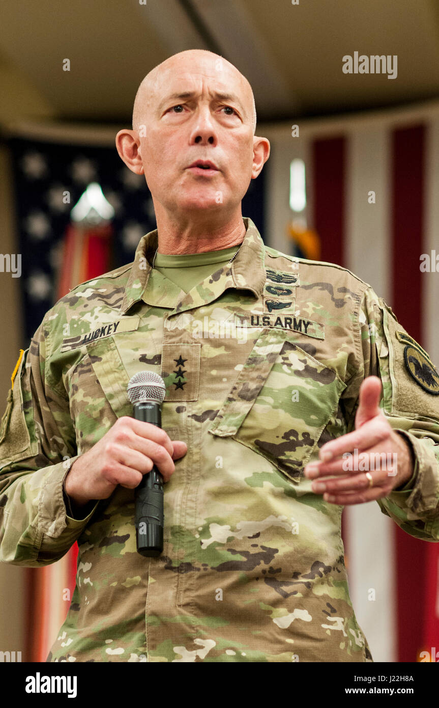 Lt. Gen. Charles D. Luckey, chief, Army Reserve and U.S. Army Reserve ...