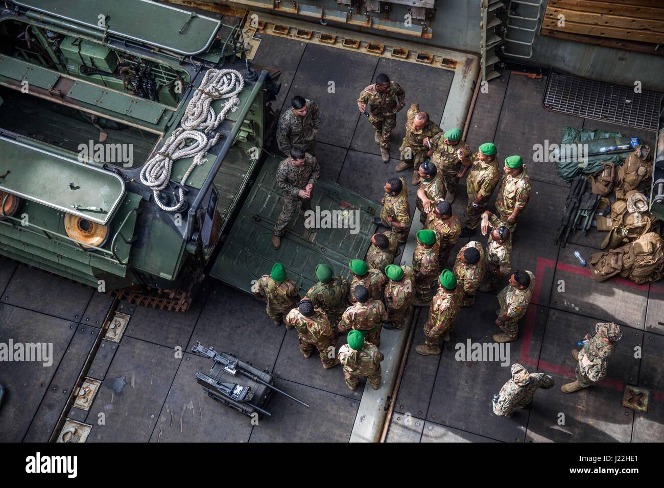 Papua new guinea defense force pngdf hi-res stock photography and ...