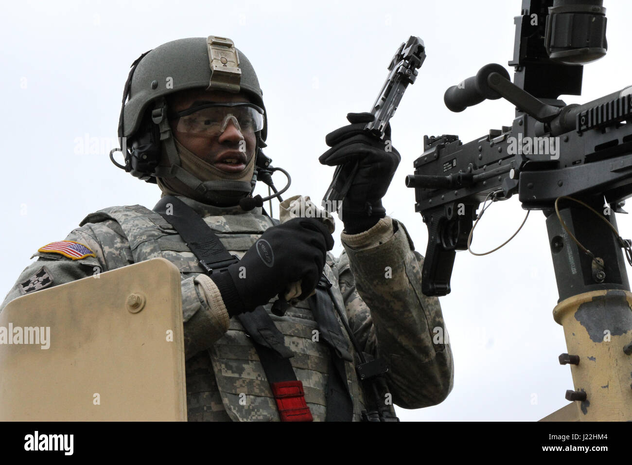 A U.S. Army Reserve Soldier with 324th Psychological Operations Company ...