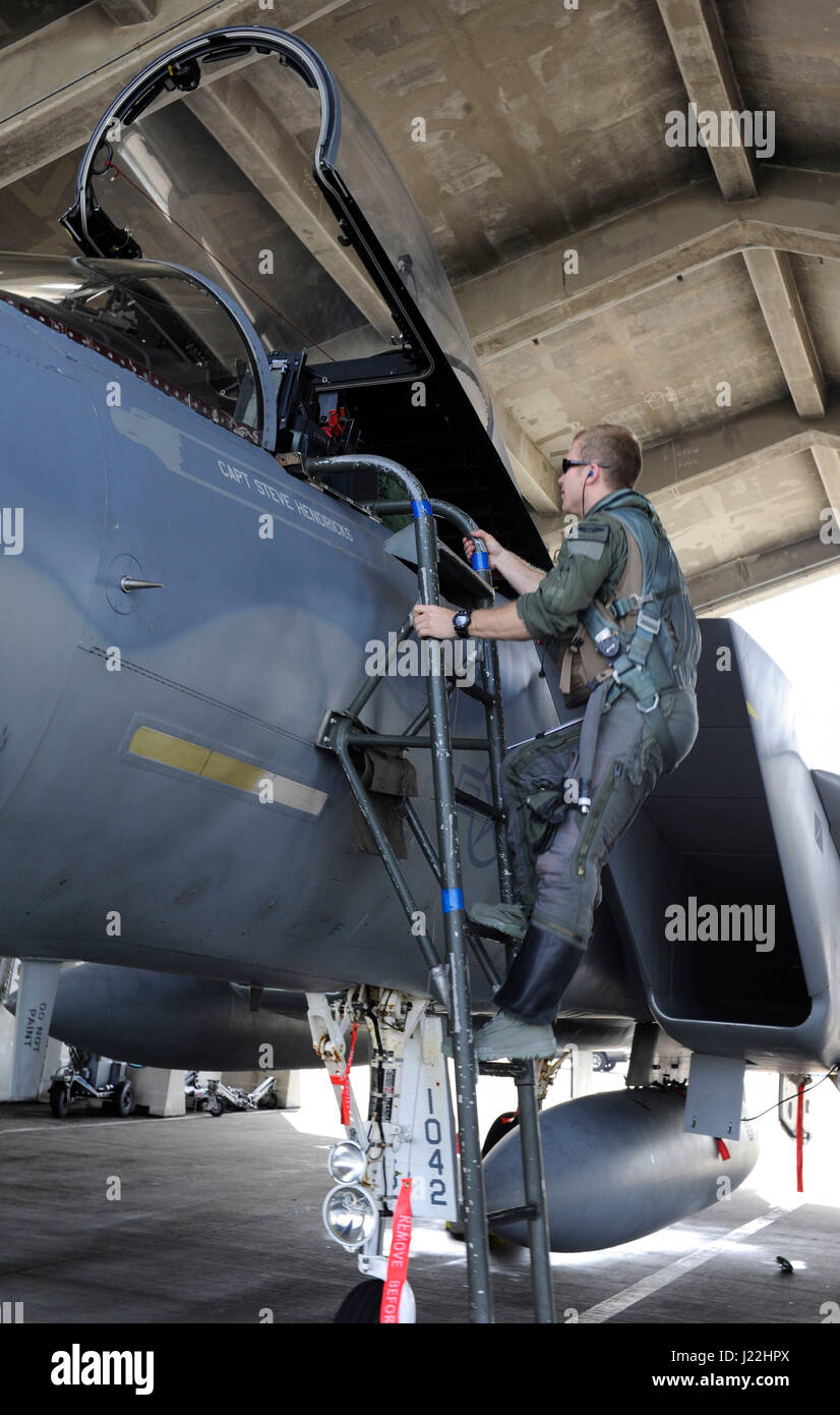 44th fighter squadron pilot hi-res stock photography and images - Alamy