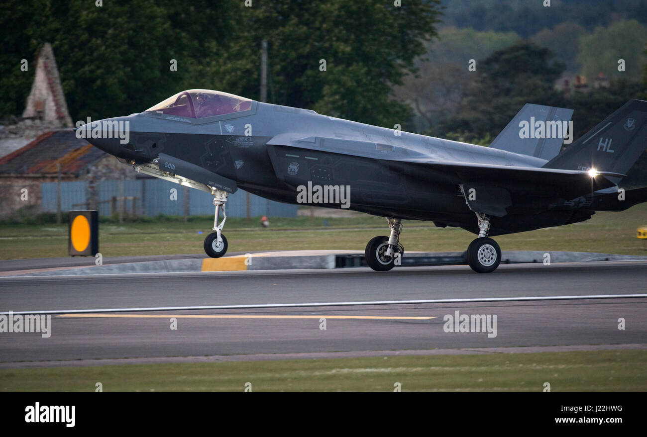 An F-35 Lightning II from the 34th Fighter Squadron at Hill Air Force ...