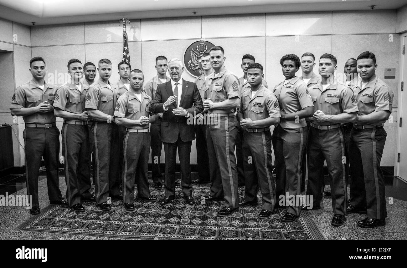 Operational engagement Black and White Stock Photos & Images - Alamy