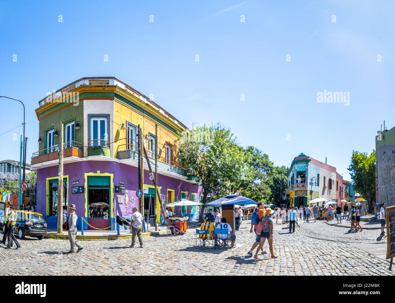 La boca colourful buildings hi-res stock photography and images - Alamy