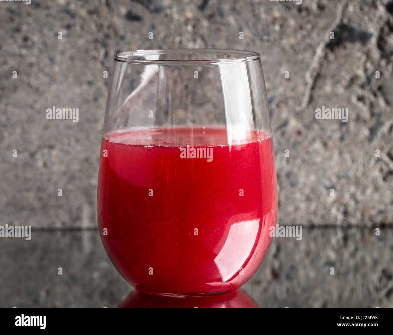 Cranberry fruit juice drink hi-res stock photography and images - Alamy