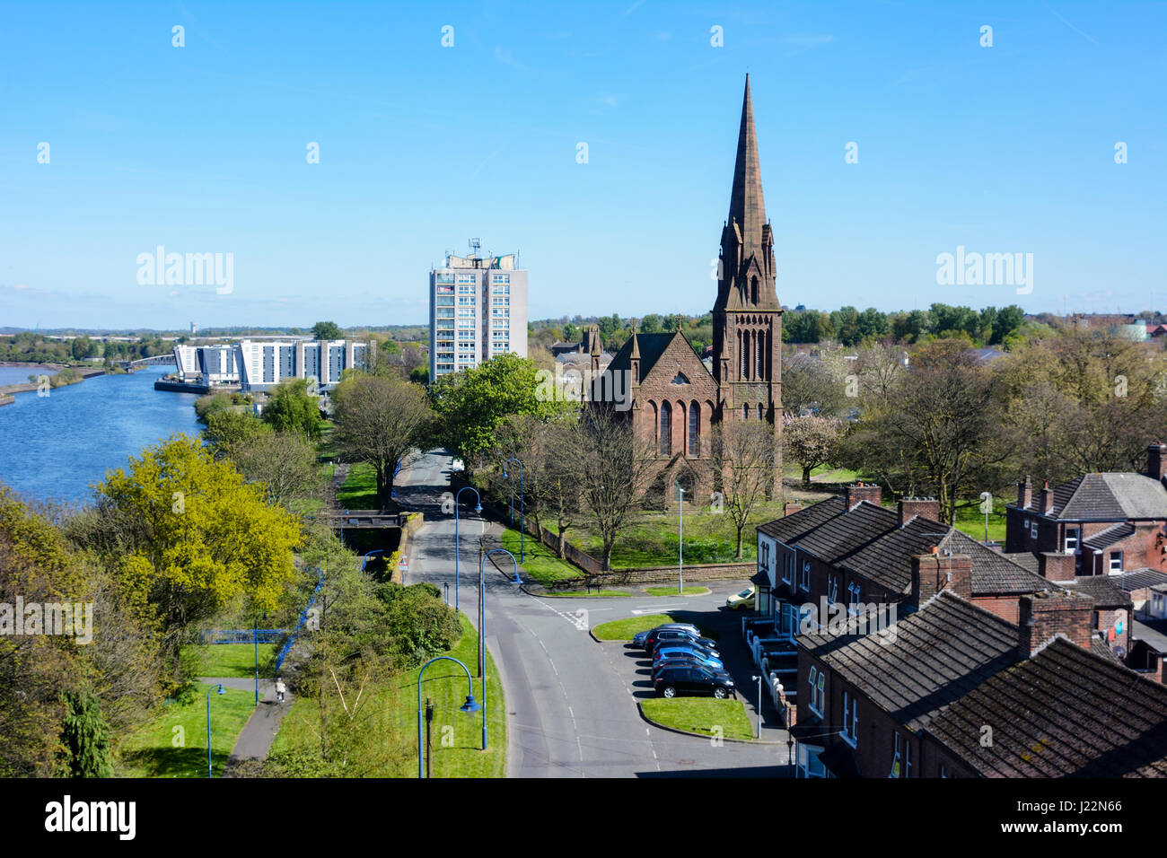 Runcorn town hi-res stock photography and images - Alamy
