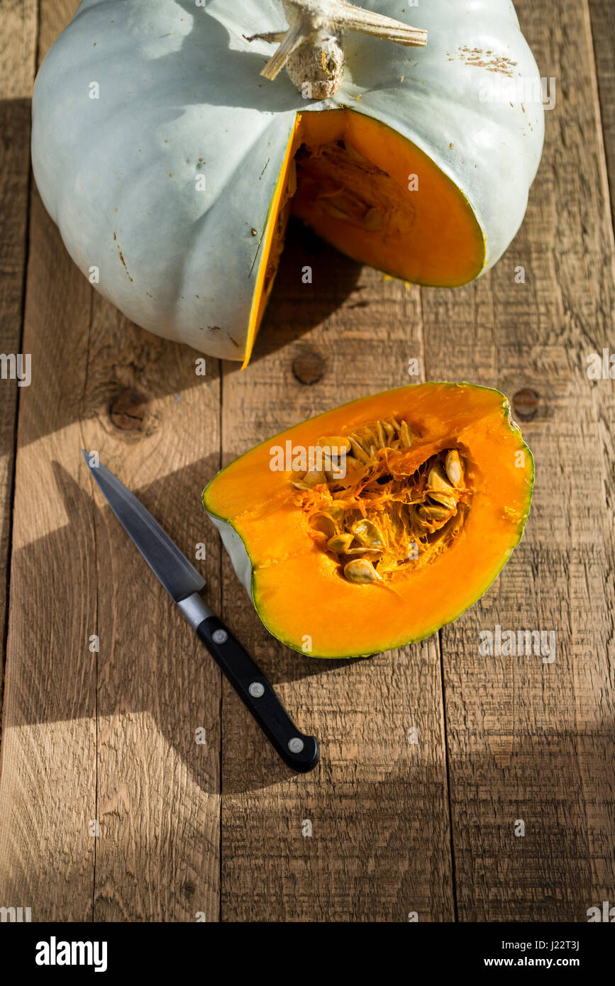 Crown prince squash hi-res stock photography and images - Alamy