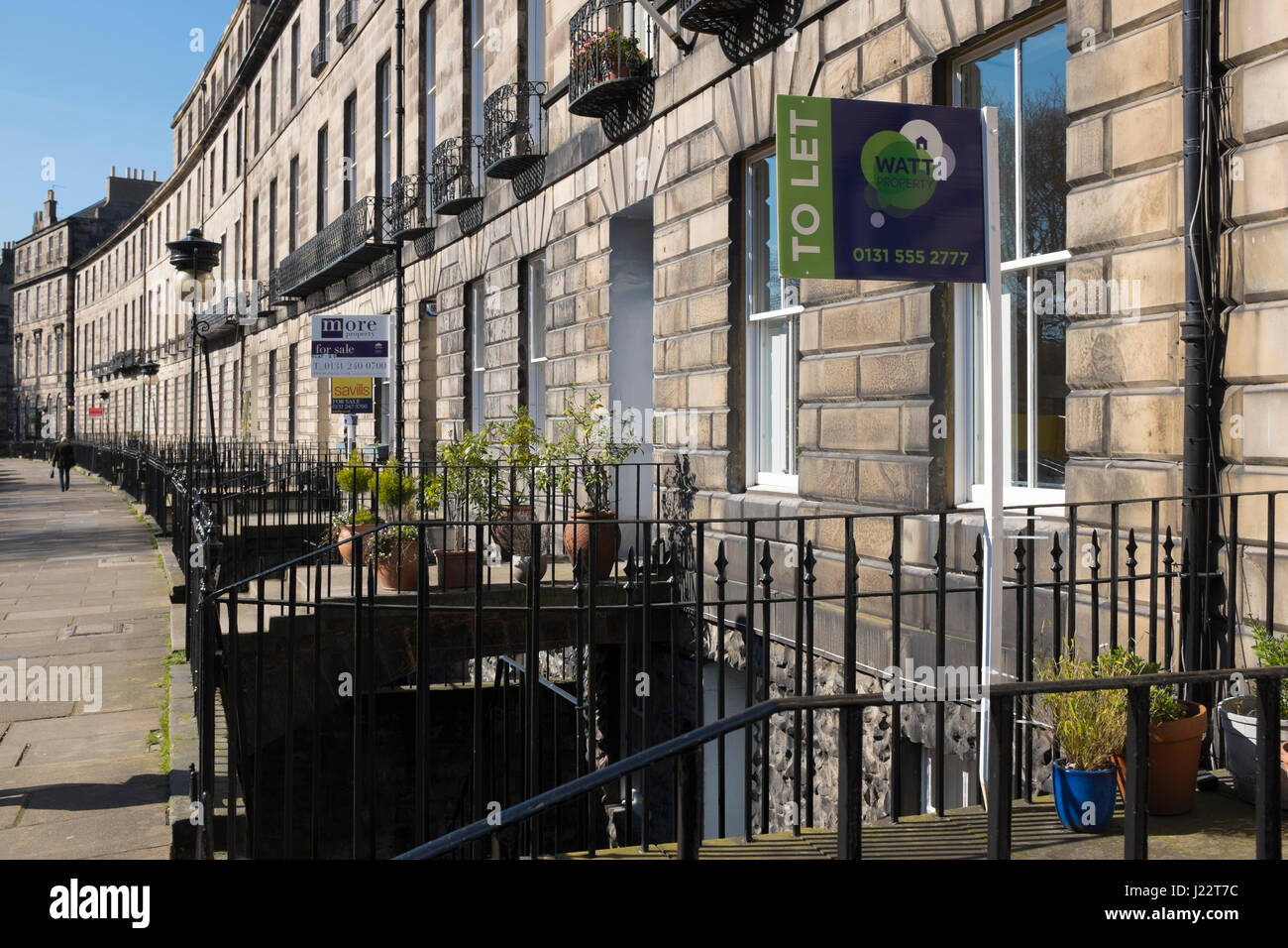 House To Let Board Stock Photos & House To Let Board Stock Images - Alamy