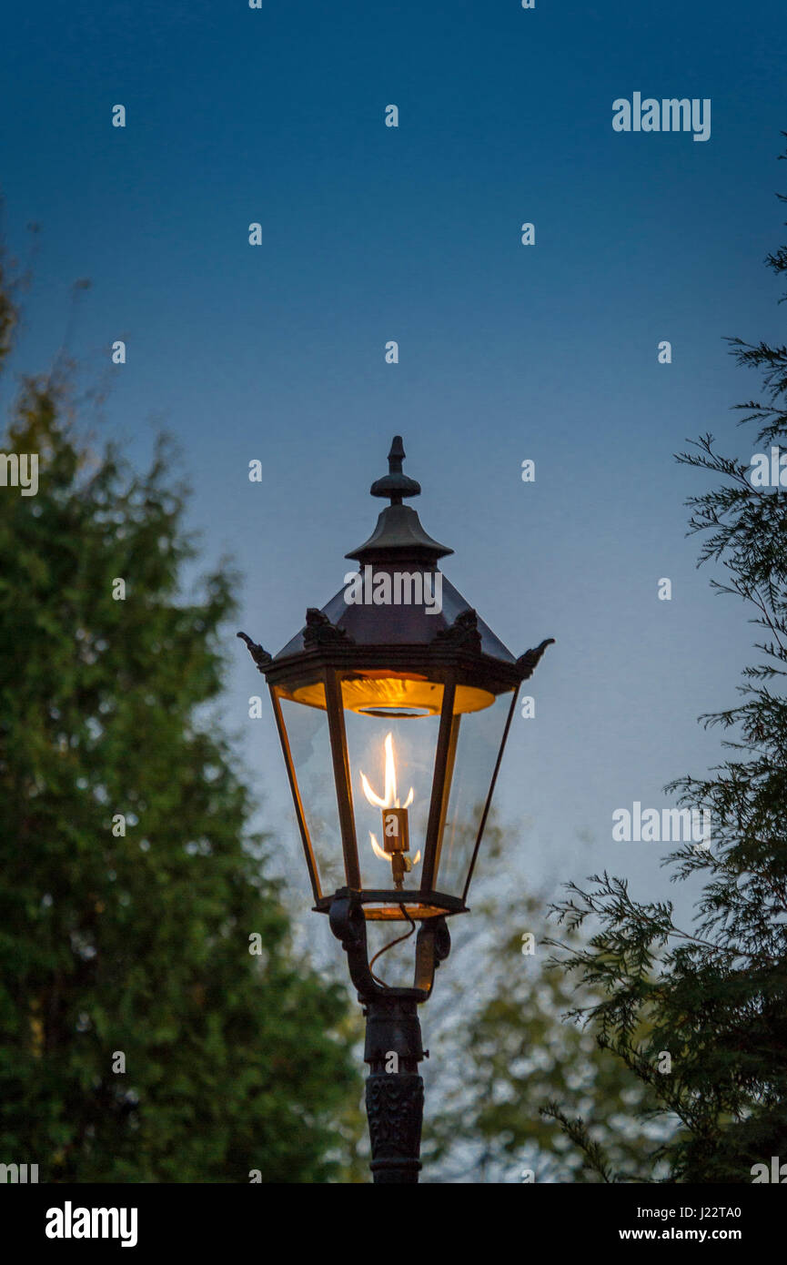 Victorian gas lamp hi-res stock photography and images - Alamy