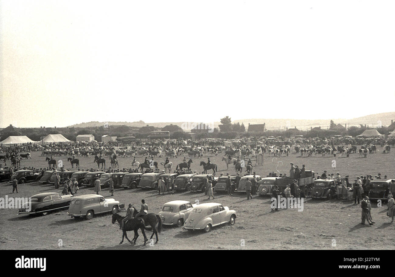 County fair 1950s hi-res stock photography and images - Alamy