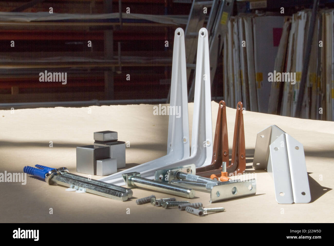 Mount for glass shelves or wood. Fasteners for furniture, shelves of ...